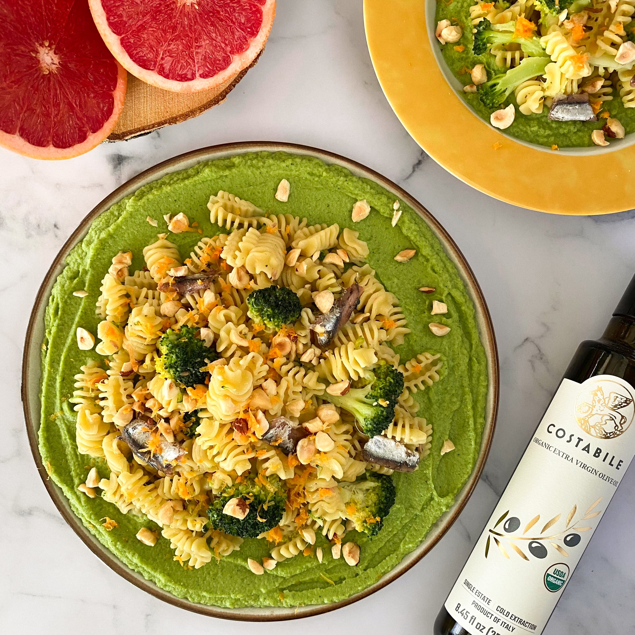 Pasta with broccoli, anchovies and grapefruit – Costabile Brand